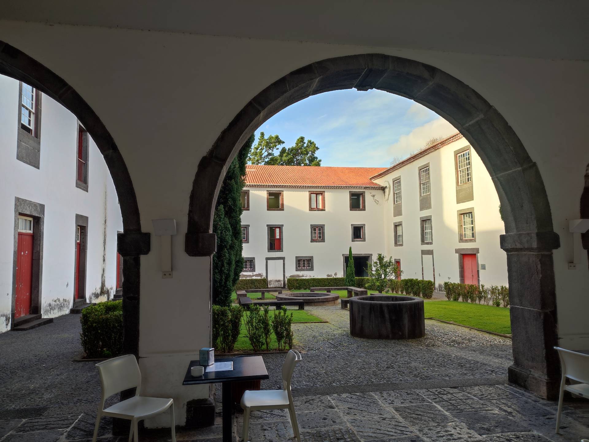 Dr. Adam Kałowski’s Erasmus lectures at the University of Madeira - SAN ...