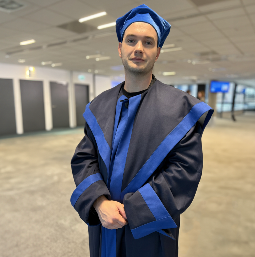 dr Zbigniew Sikora, prof. SAN - Społeczna Akademia Nauk - uczelnia ...